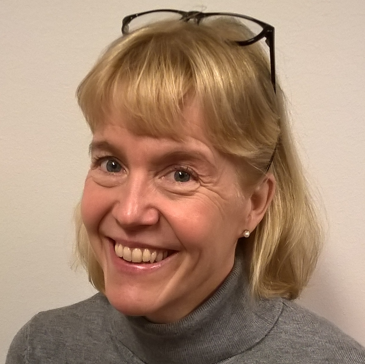 Senior researchers and postdocs | HET research group | Tampere Universities