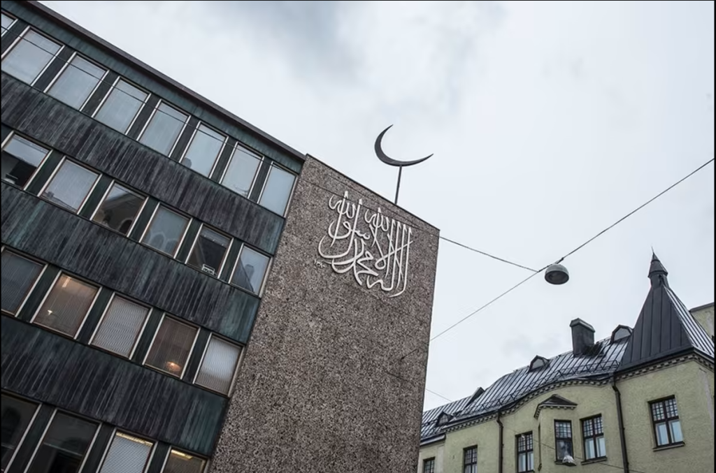 Securitizing the Grand Helsinki Mosque | Tampere research group on ...